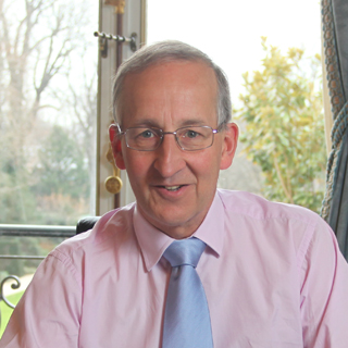 Pembroke MCR Presents Sir Peter Ricketts | Pembroke college