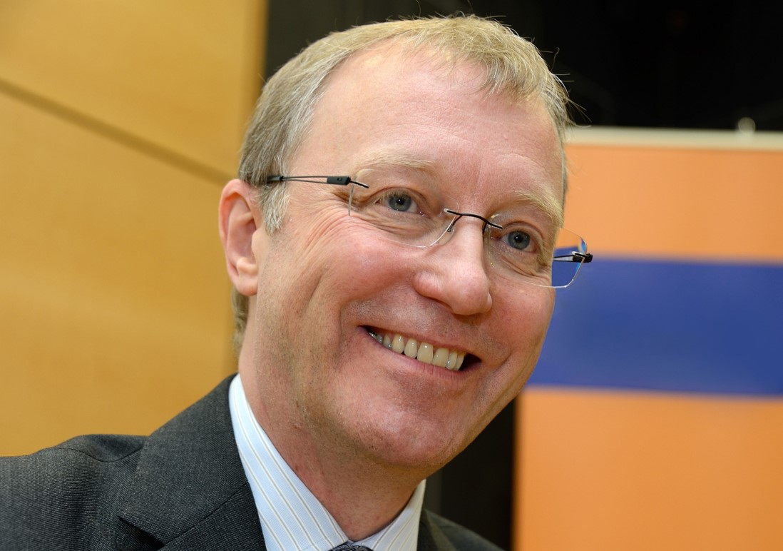 Pembroke Welcomes Rt Hon Sir Ernest Ryder | Pembroke college