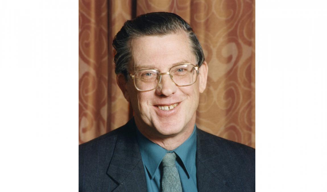 Emeritus Fellow, Professor Alan Jones | pembroke college