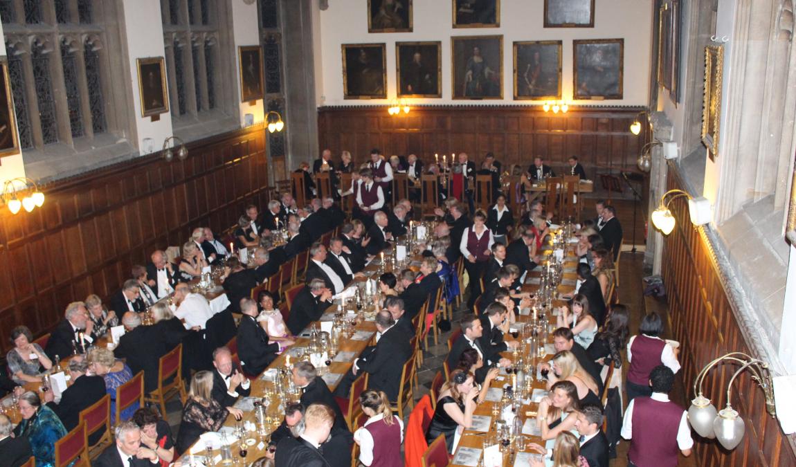 Social Distancing App: graduate student response to covid crisis ...